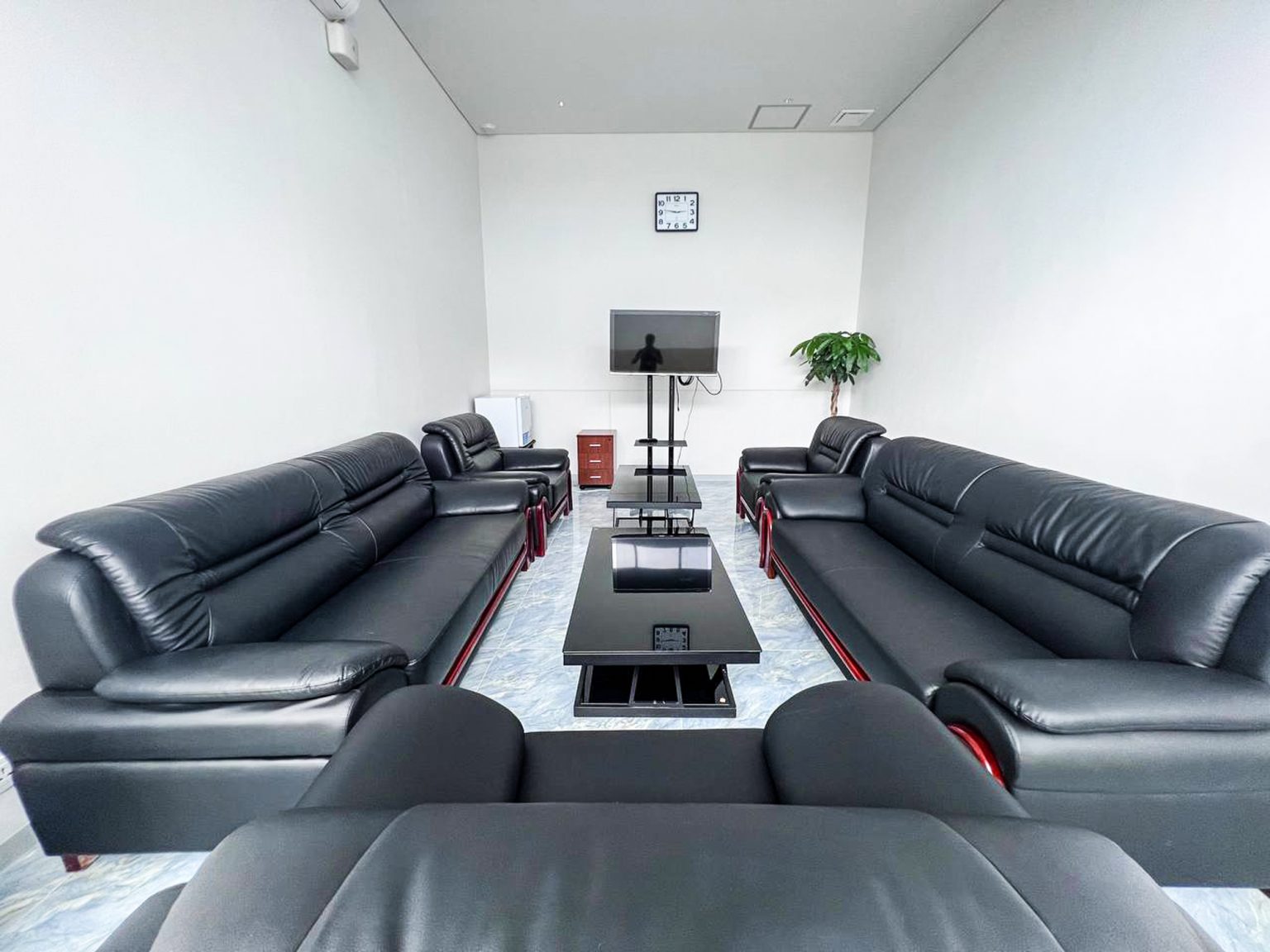 Galleries – AEON MALL (CAMBODIA) LOGI PLUS CO., LTD.